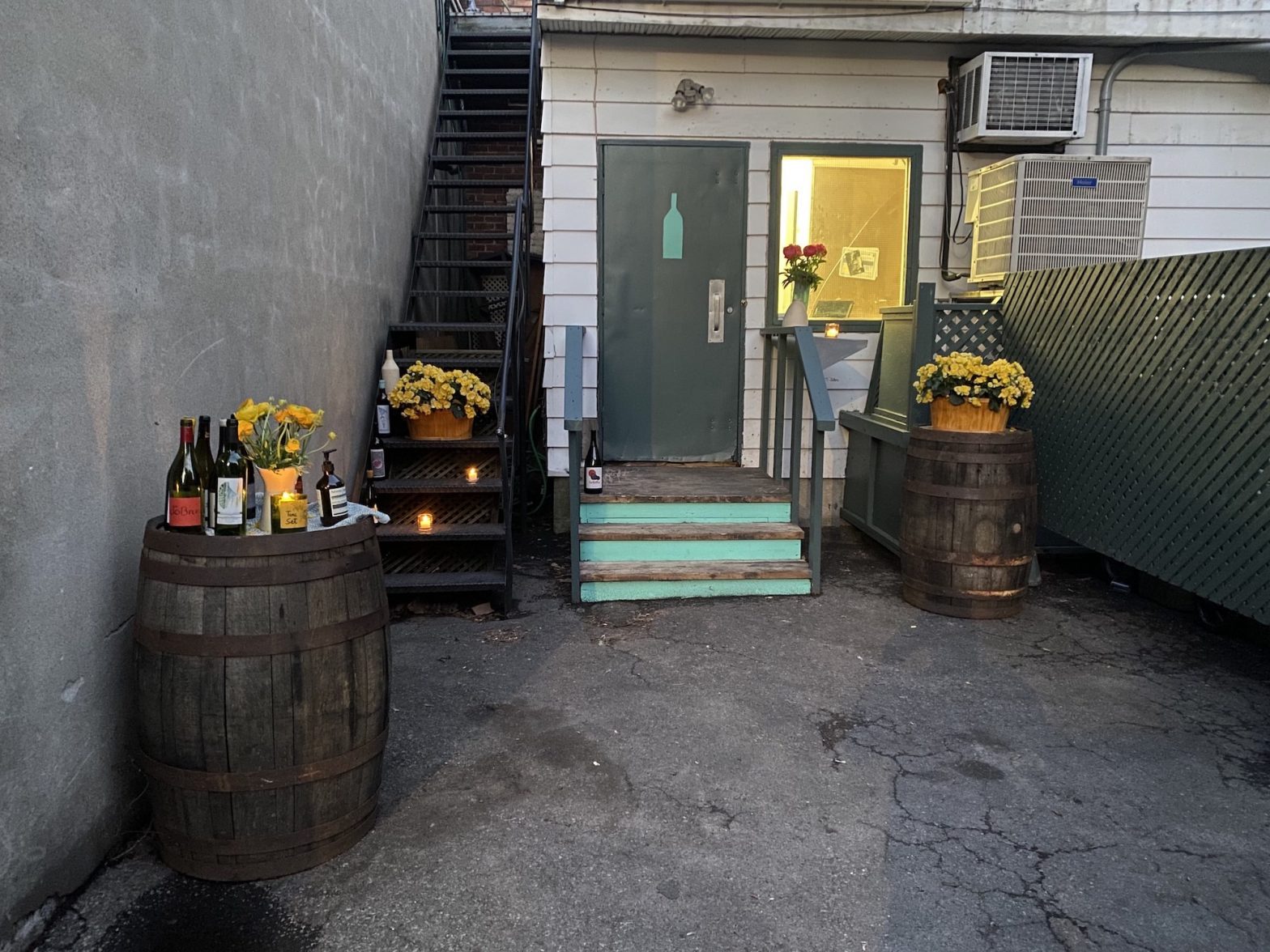 How Tinc Set Thrives in The New Age Of Takeout | Lightspeed