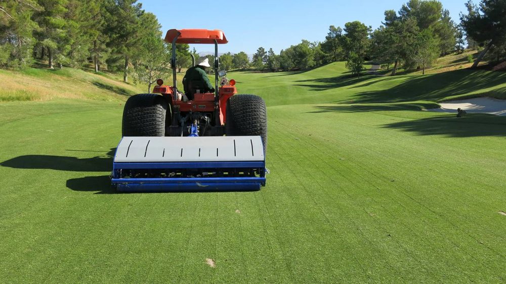 Your Guide to Golf Course Maintenance Equipment | Lightspeed