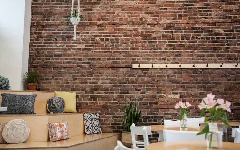 5 Proven Tips for the Perfect Coffee Shop Design - Lightspeed