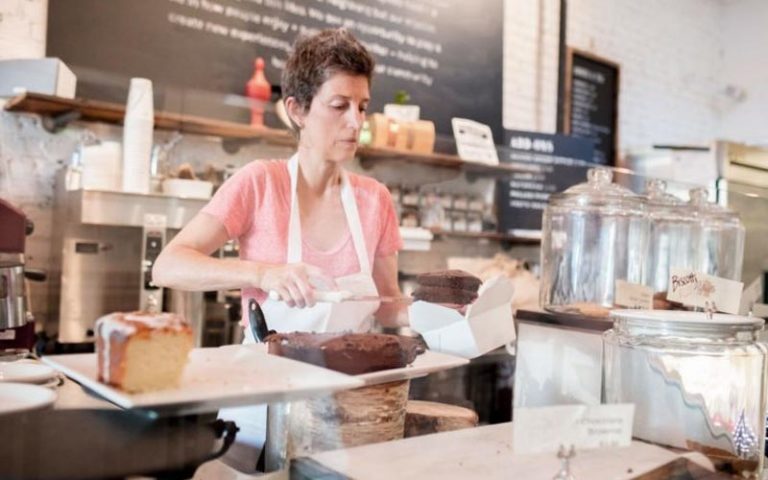 How to Manage a Fast Food Restaurant - Lightspeed