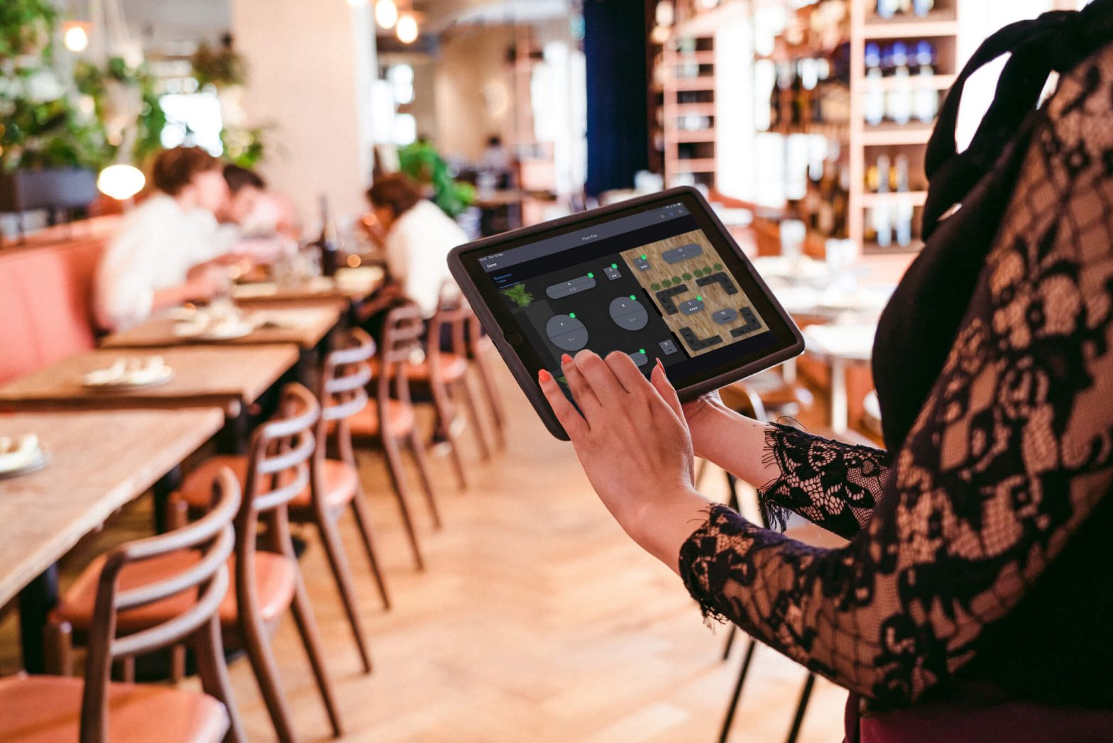 How to Manage Table Reservations | Lightspeed