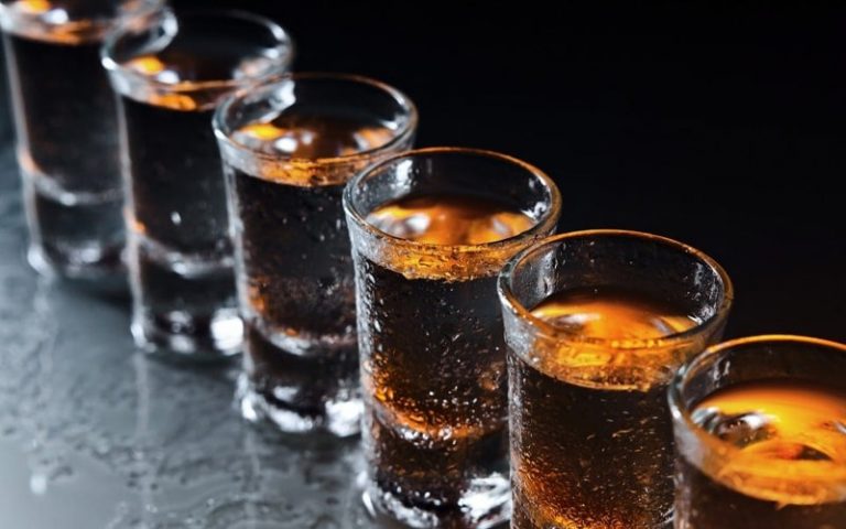 Bottle Service 101: How to Give Guests the VIP Treatment