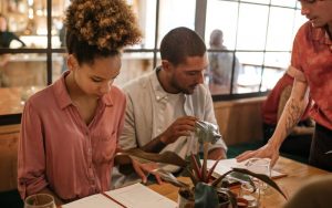 What You Need To Know About Automatic Gratuity Laws In Restaurants