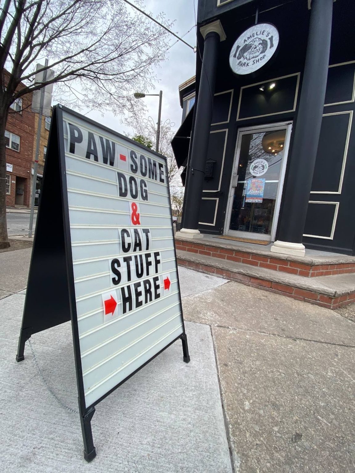 12 Best Retail Advertising Examples to Inspire Your Marketing Efforts ...