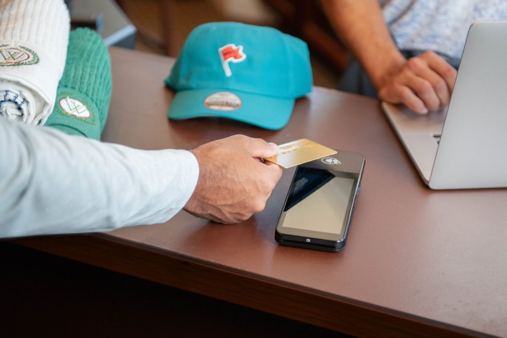 Credit Card Payment Processing Explained: A Complete 2025 Guide ...